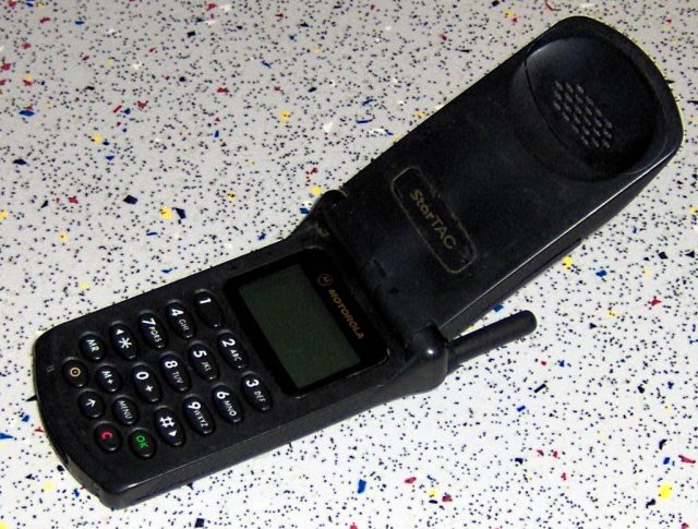 An Ode To The Flip Phone - Innovation & Tech Today